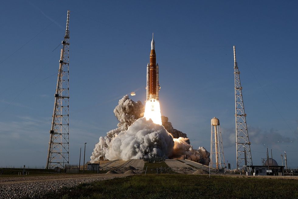 Scientists discover shortcut to the Moon in breakthrough for space ...