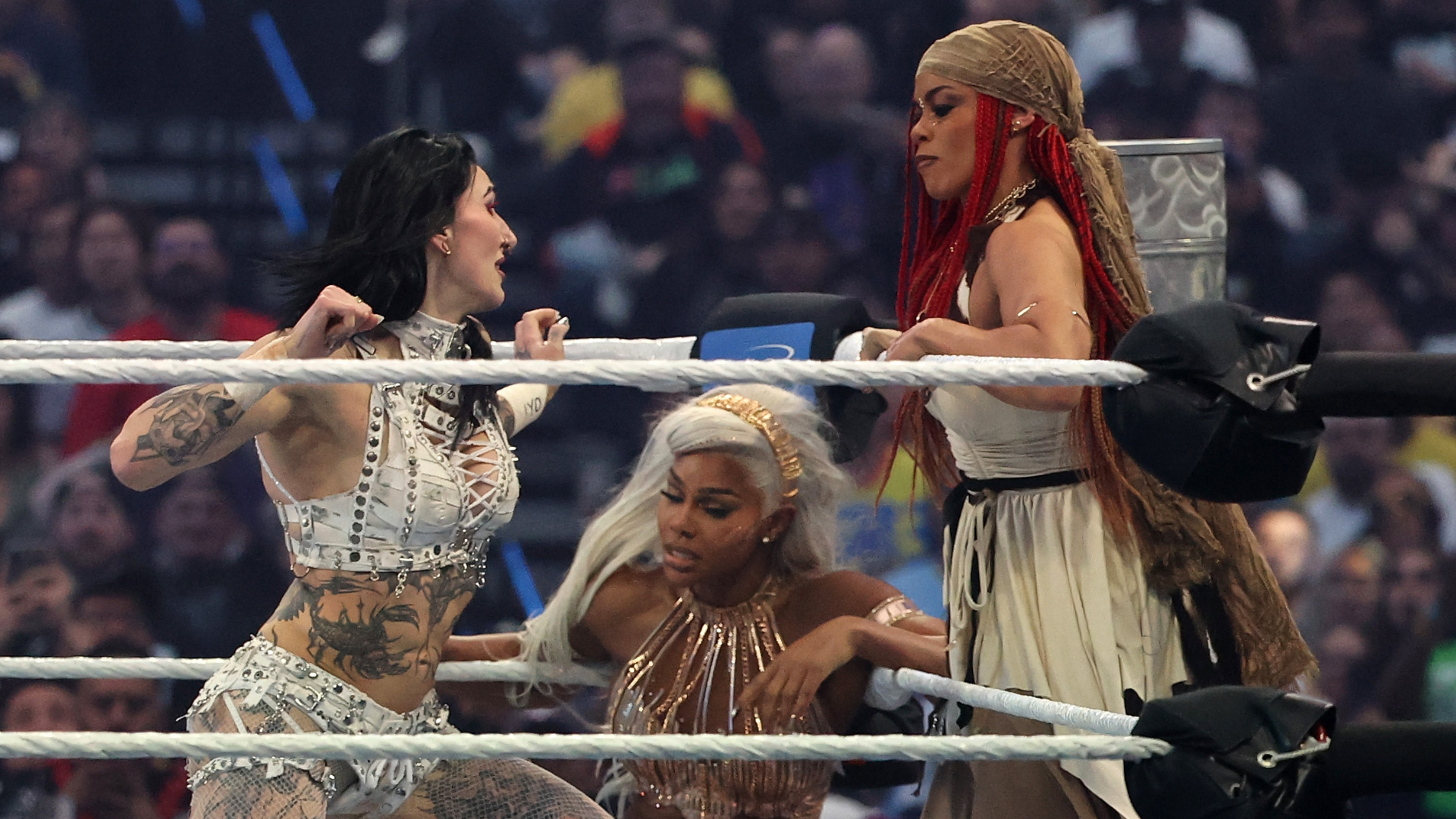 WWE announces new match for Saturday night’s main event XLIV