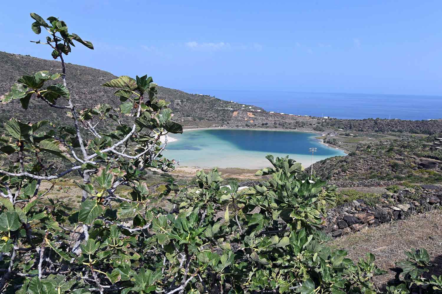 Pantelleria: le terme libere e naturali più belle d’Italia che nascono ...