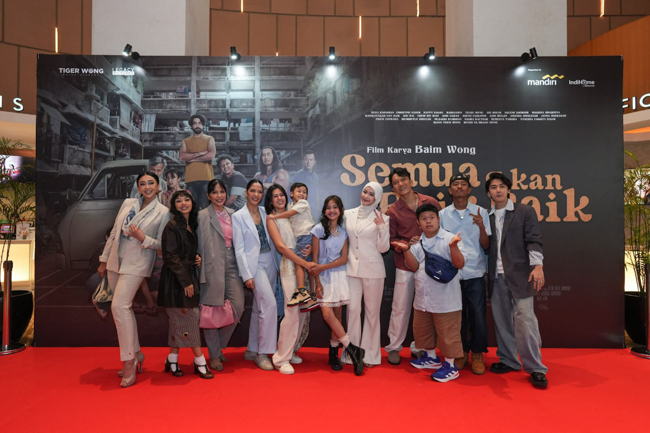 Film Semua Akan Baik-Baik Saja sukses besar, Baim Wong cetak prestasi baru