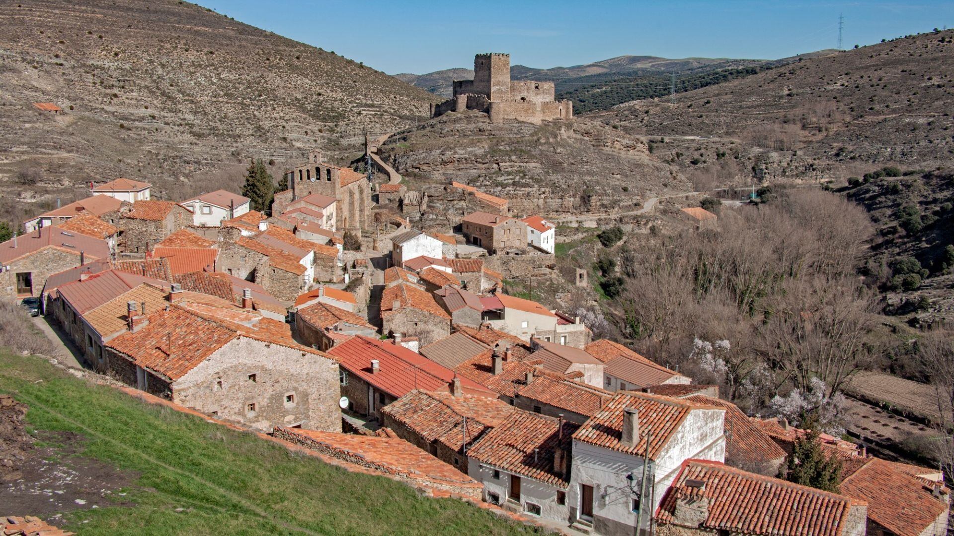 Buscan voluntarios para vivir entre las montañas sin pagar alquiler y ...