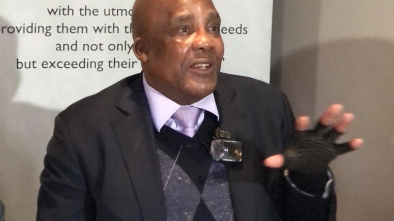 Motsoaledi apologises after saying ConCourt judges benefit from private ...