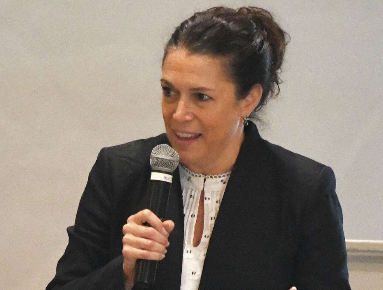 Stamford superintendent reprimands top official over claims of using ...