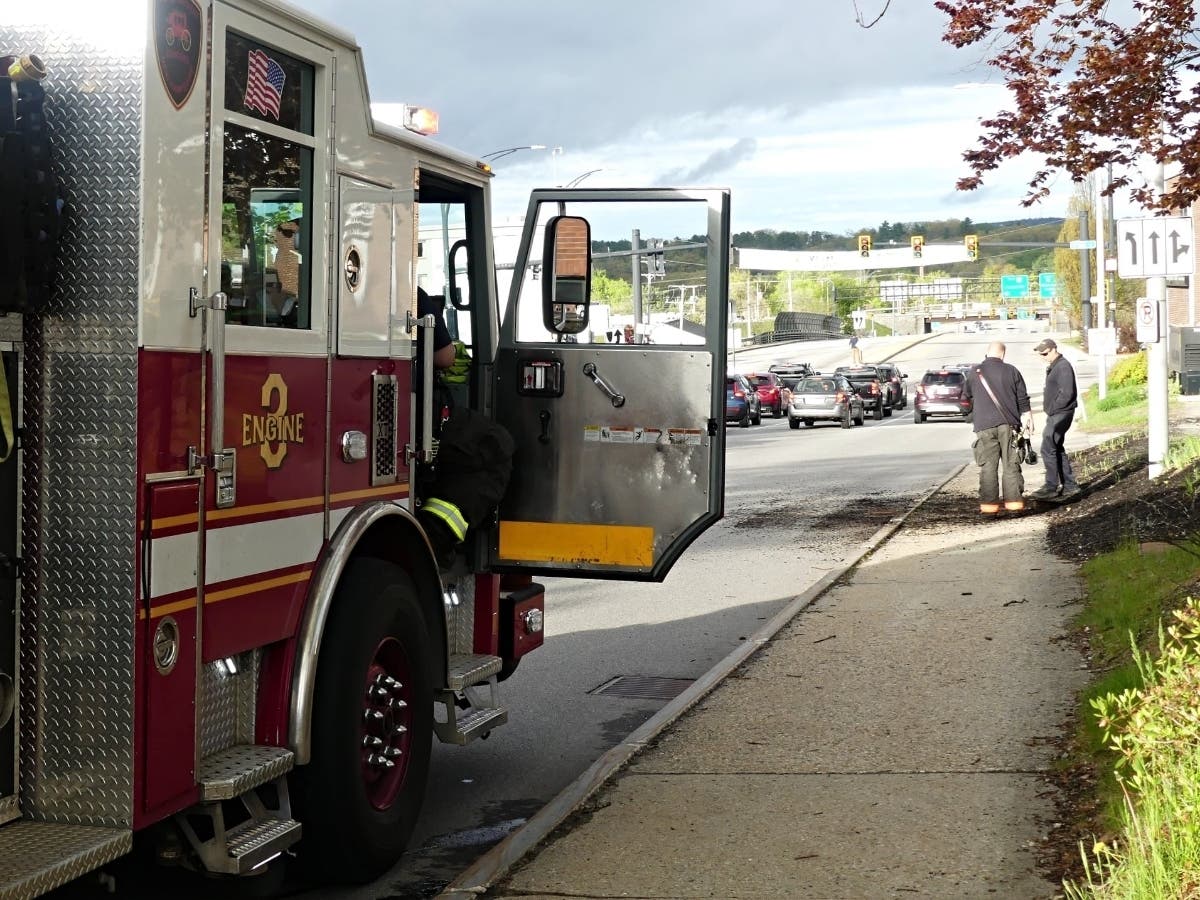 Explosion reported at underground utility junction in Concord
