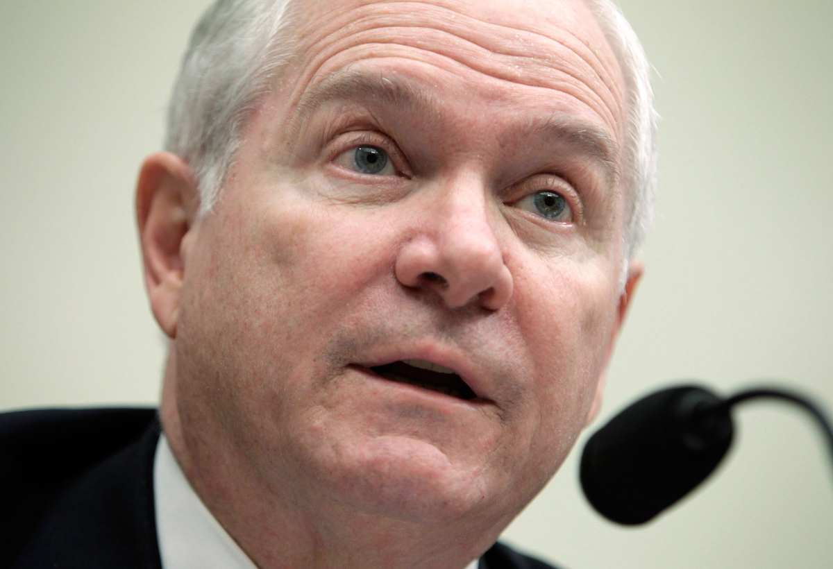 'Another Mariel': Robert Gates warns Cuba collapse could trigger mass ...