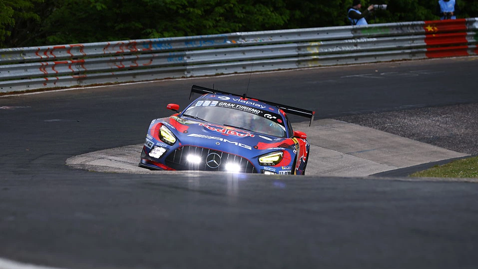 Verstappen faces traffic test amid unique Nürburgring setup