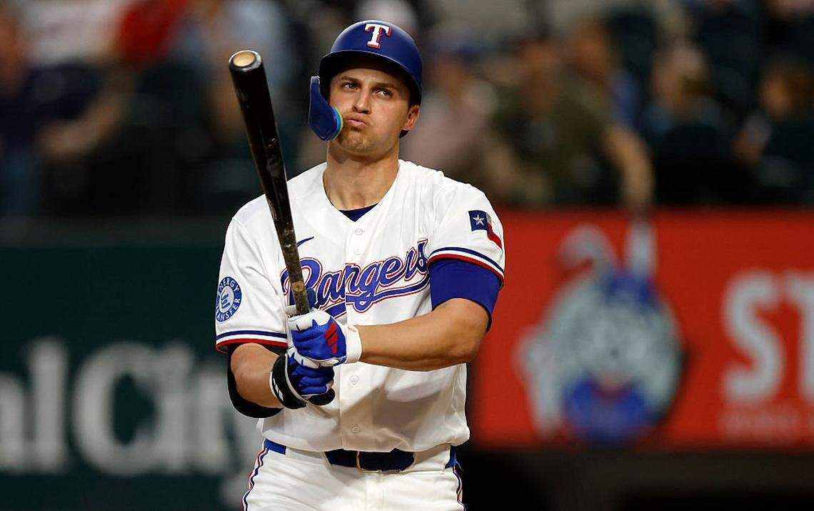 Texas Rangers' offense woes extend beyond Corey Seager, but he's an ...