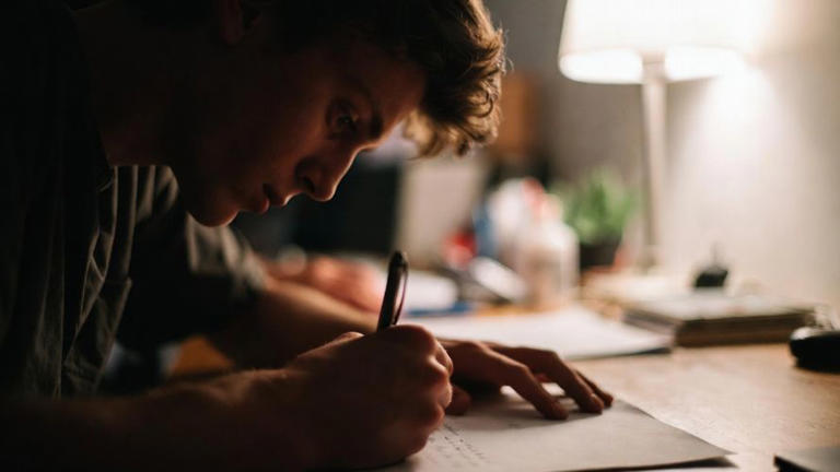 Los psicólogos lo tienen claro: escribir con mala letra no es señal de ...