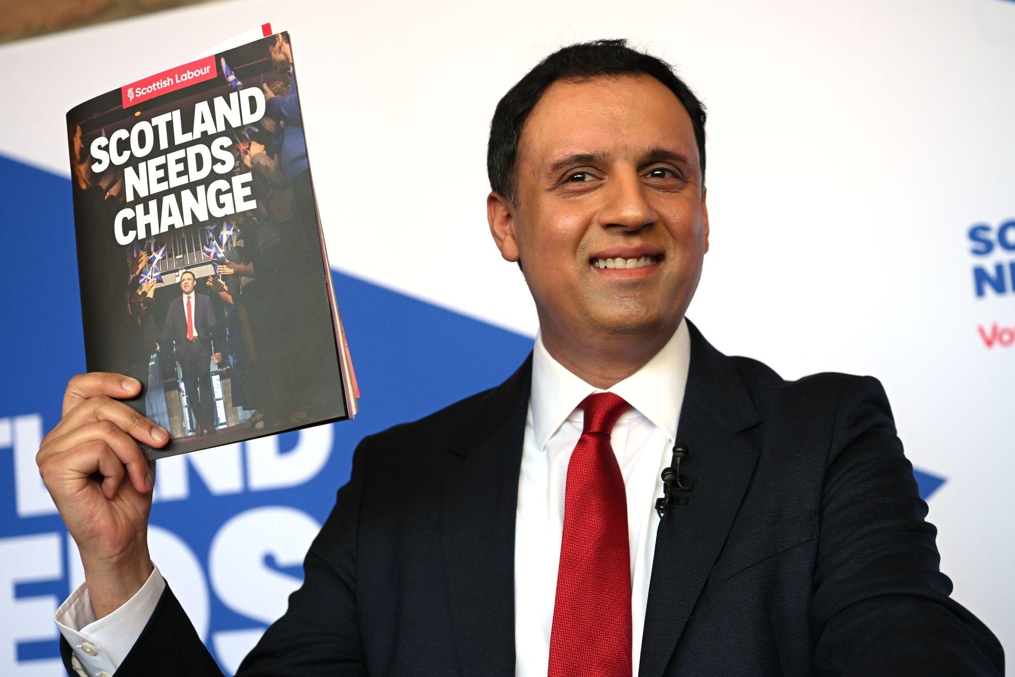 Perhaps Anas Sarwar should face an Andy Burnham-style challenge ...