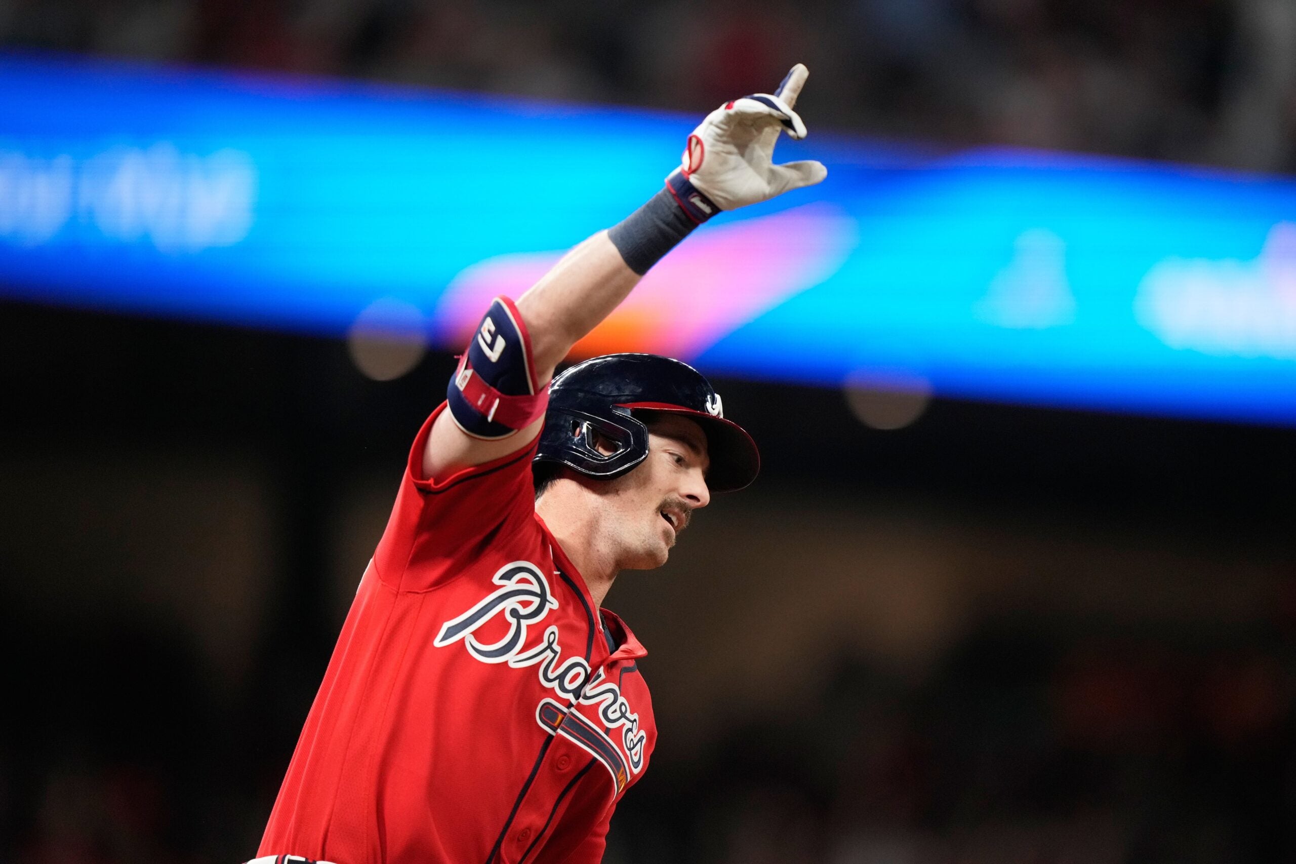 Carl Yastrzemski’s grandson, Braves’ Mike Yastrzemski, walks off Red Sox