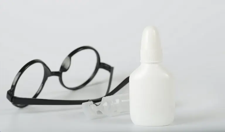 Too much screen time? New treatment for dry eye disease gets approval ...