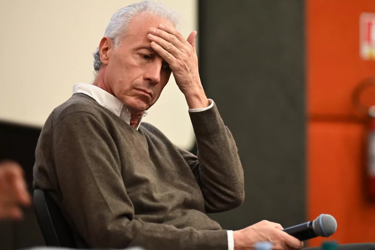 Marco Travaglio e la risposta a Gaia Tortora: il professore che pensa ...