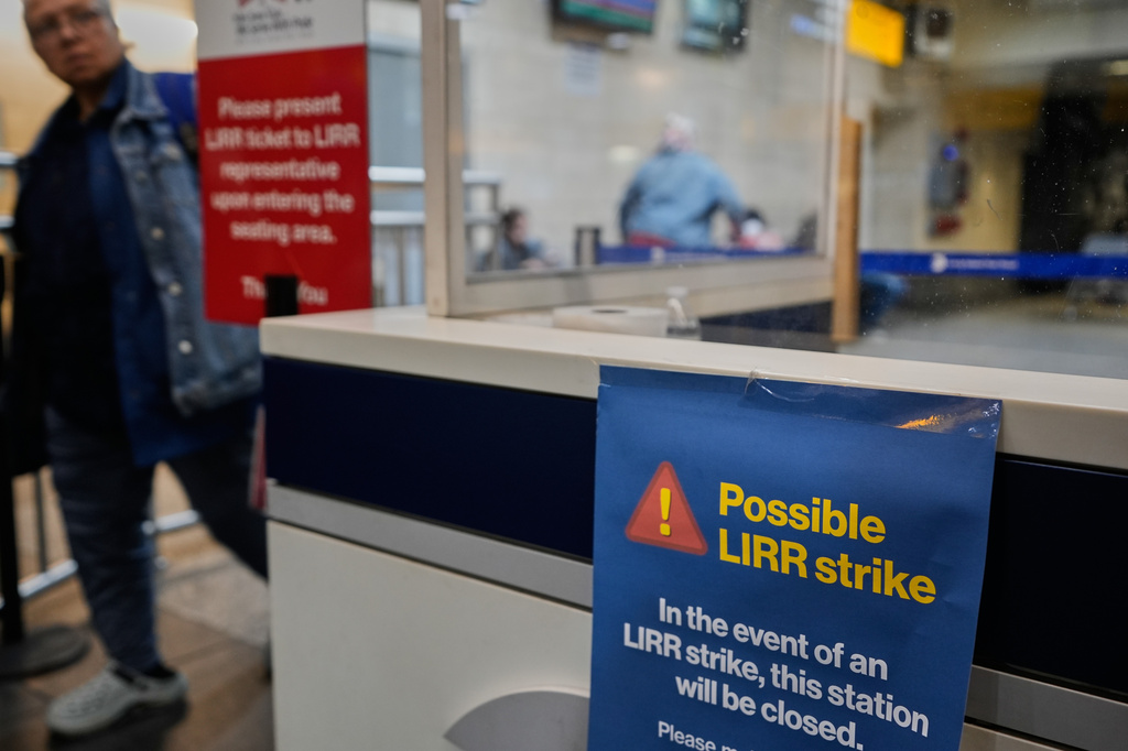 Long Island Rail Road workers go on strike, halting busiest US commuter ...