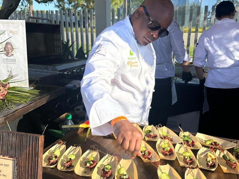 A line-cook-turned-exec at The Cheesecake Factory says 3 questions ...