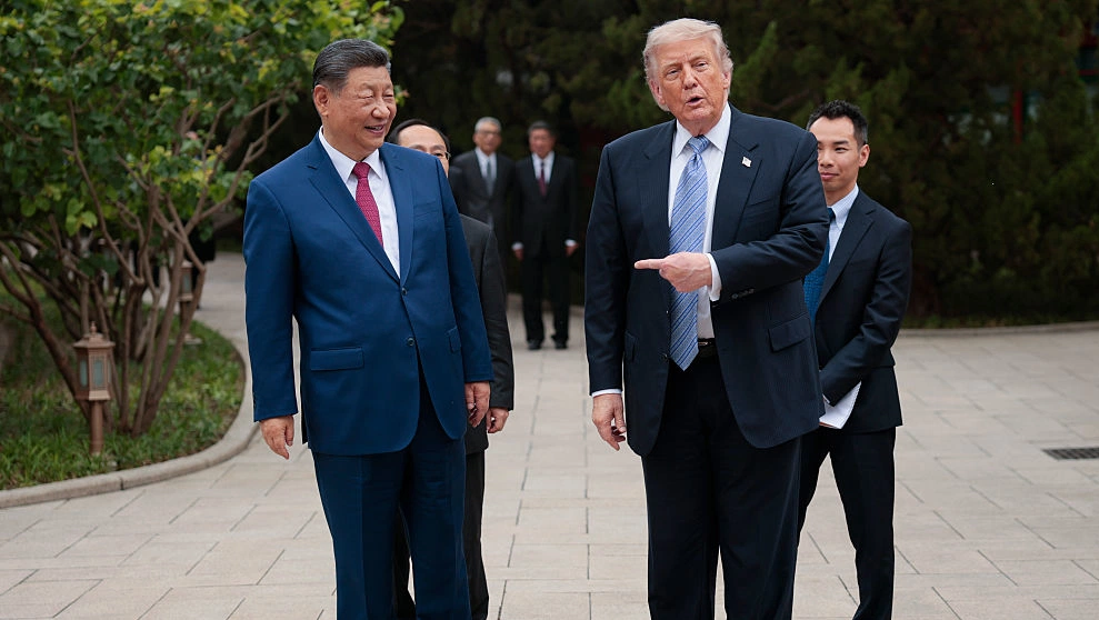 Trump ends China visit praising Xi but without major deals