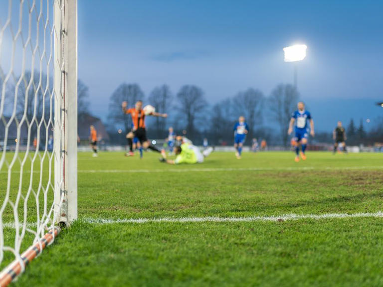Blackpool grassroots football team helping 2 players quit smoking for ...