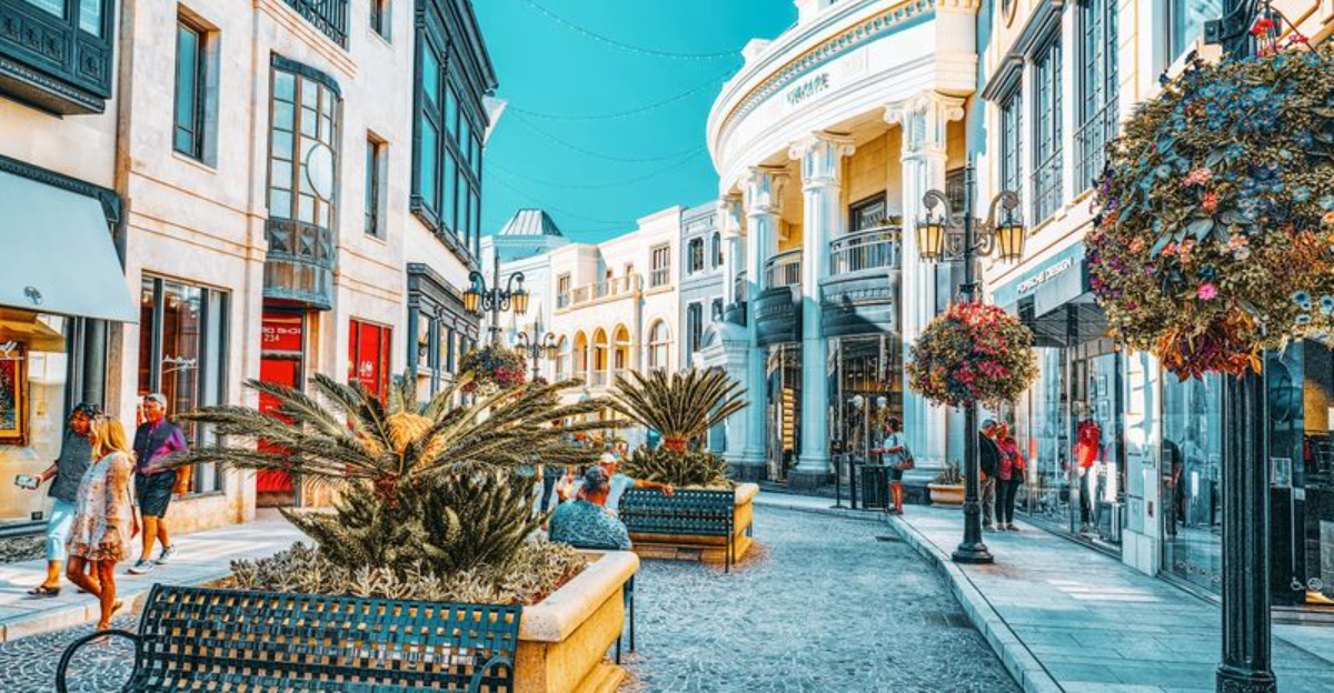 15 streets in America that feel like attractions by themselves