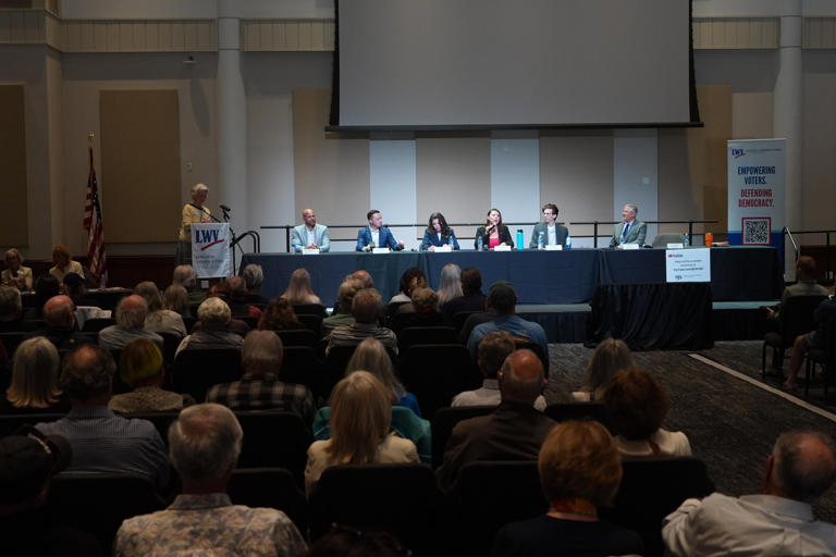 In last forum of crowded council primary, District 2 candidates debate ...