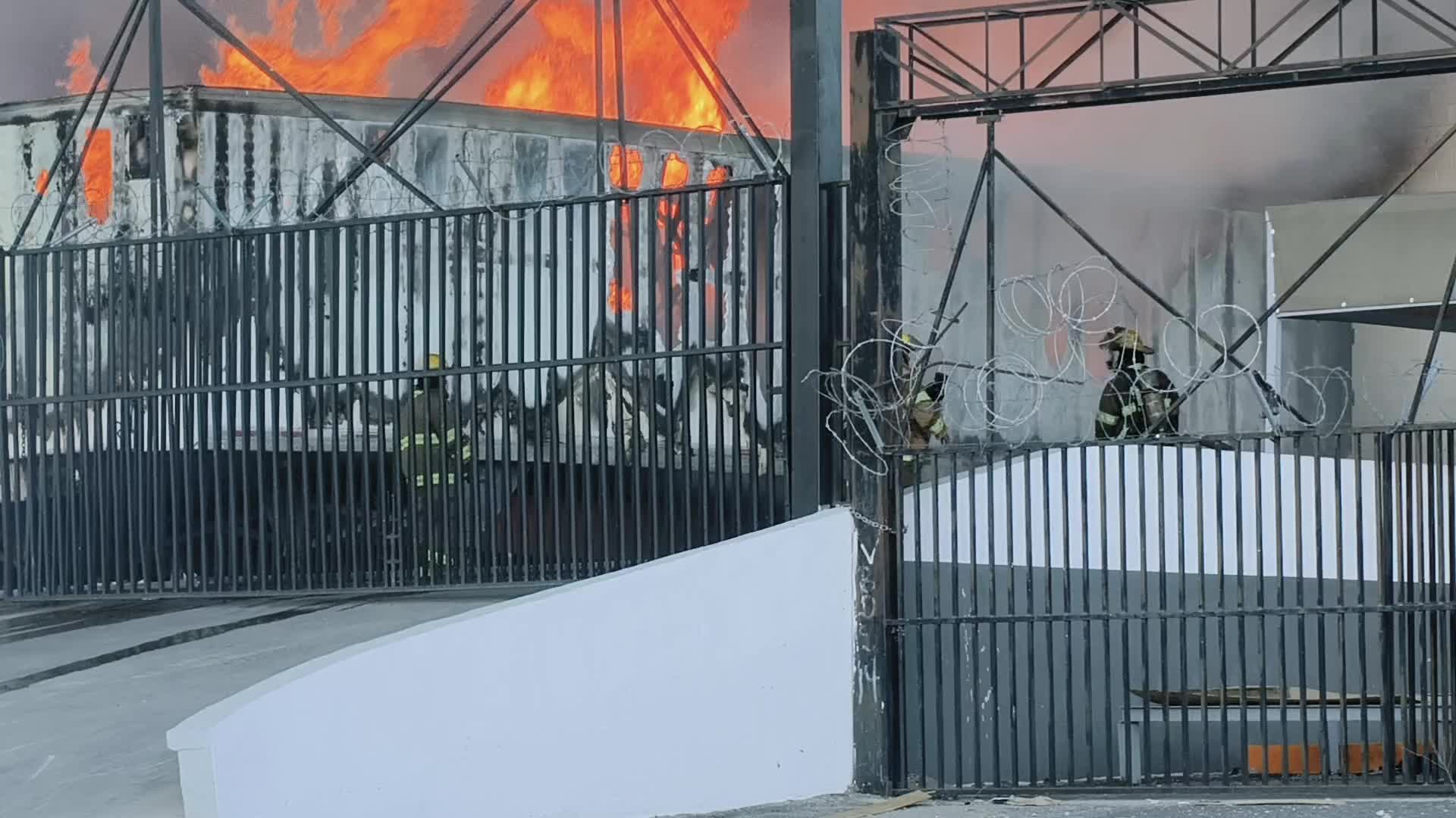Firefighters in Ciudad Juarez battle large blaze in factory