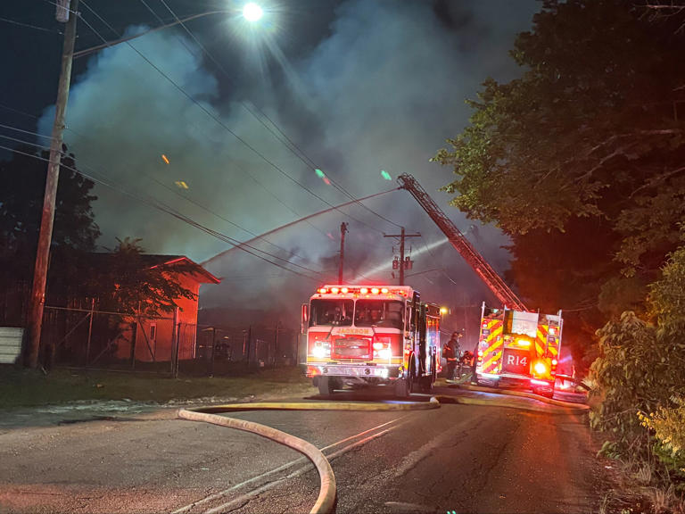 Firefighters battle warehouse fire on McDowell Road