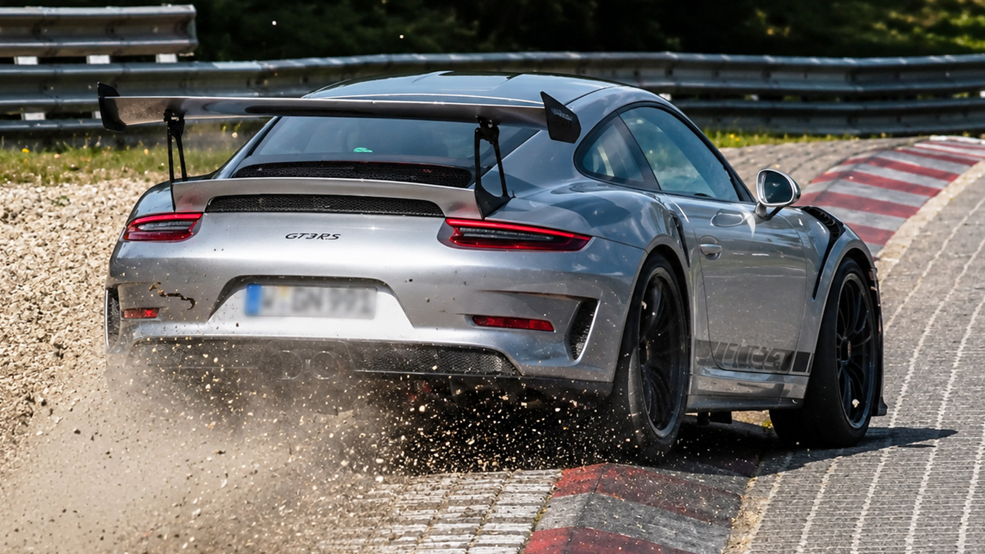 Fast Nürburgring lap nearly ends with heavy crash