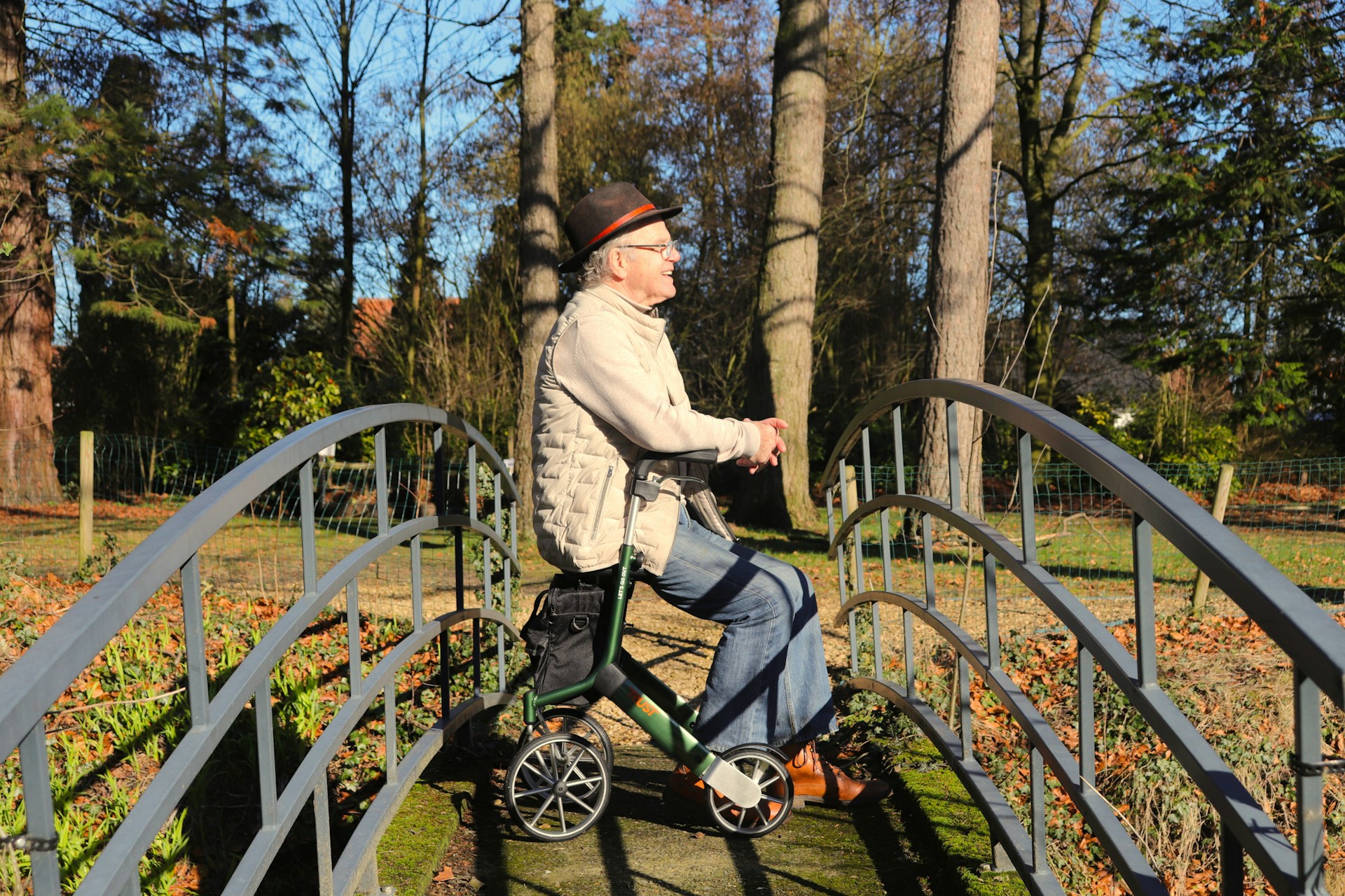 Men who age exceptionally well after 60 almost always share these 7 ...
