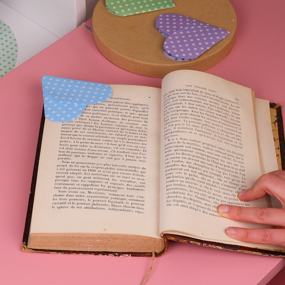 Super cute bookmarks you can DIY 📚