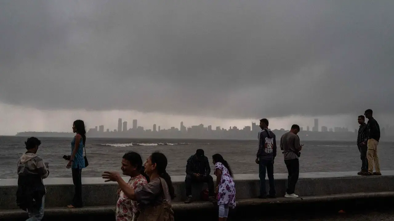 Mumbai may see monsoon around June 10 as IMD tracks rapid advance