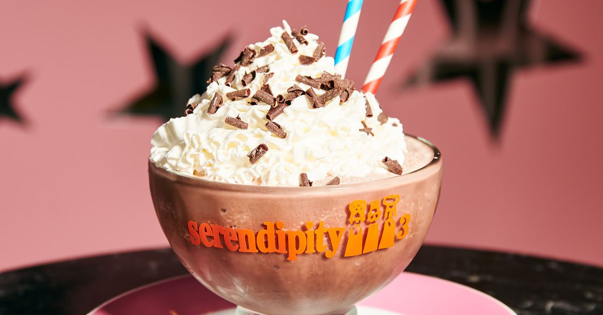 10 restaurants that became famous for unexpected reasons