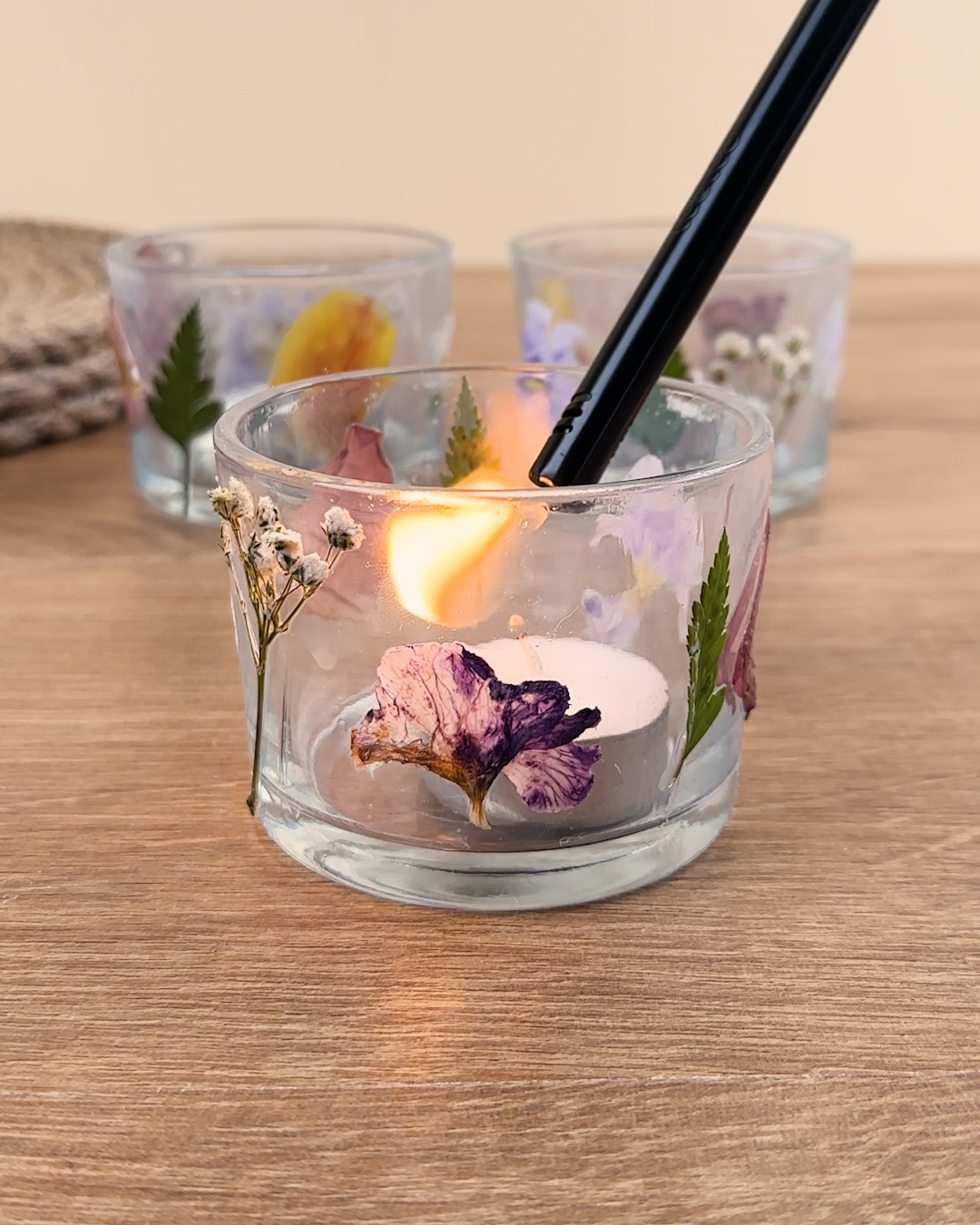 Pressed flower lanterns made easy 🌸