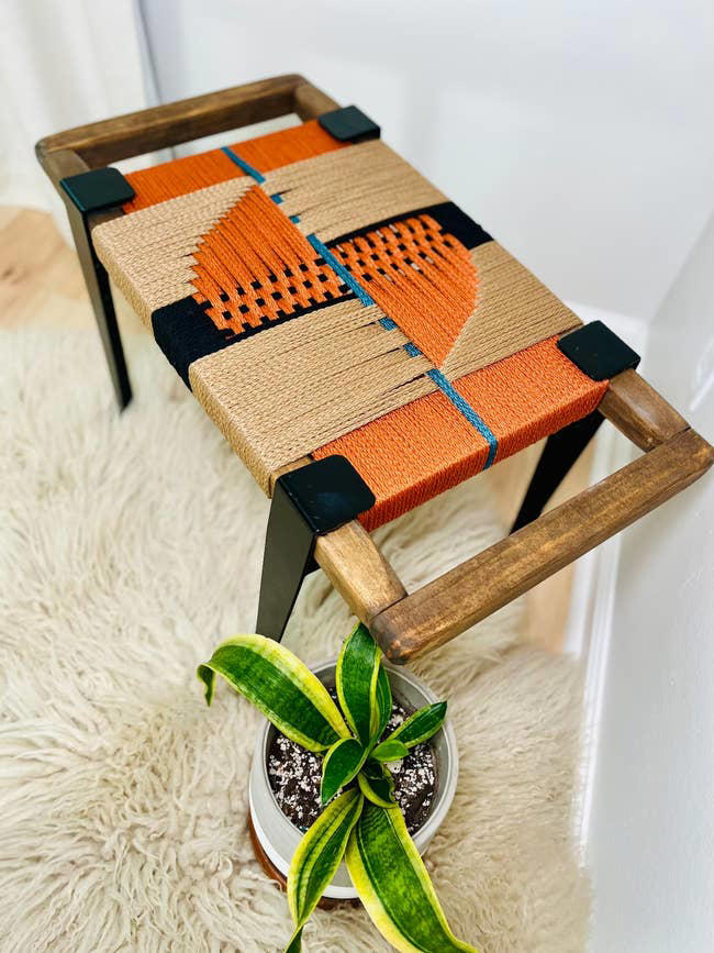 If you love the feeling of sitting in a well-decorated home, these 24 ...