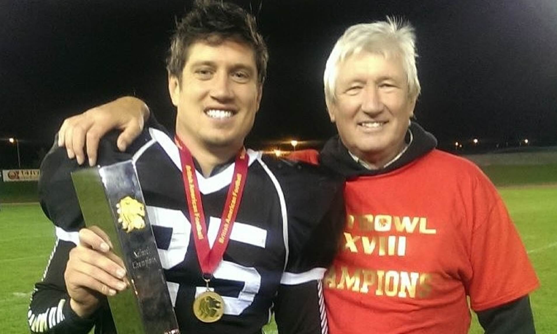 Vernon Kay's dad reveals 'sad' story behind TV star's marriage split ...