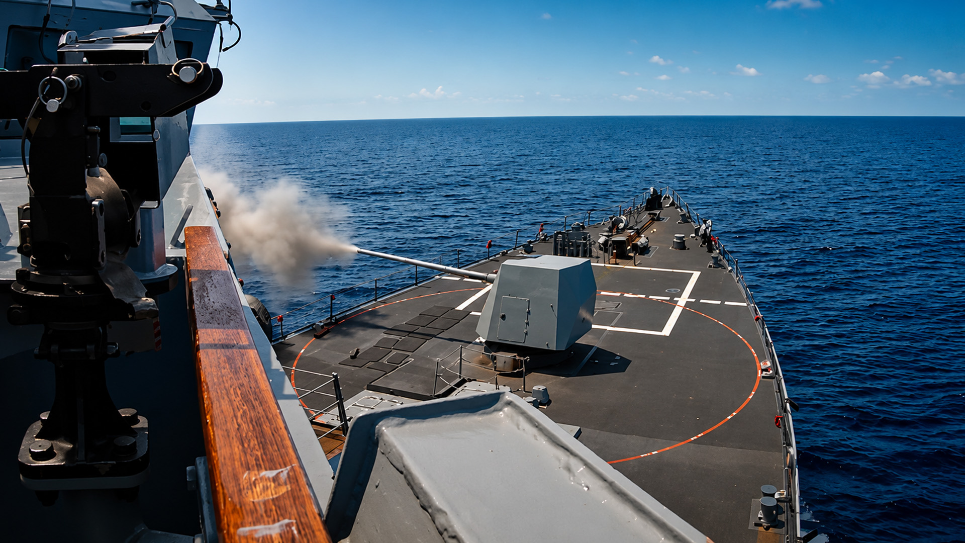 US Navy conducts live fire exercise in Pacific Ocean