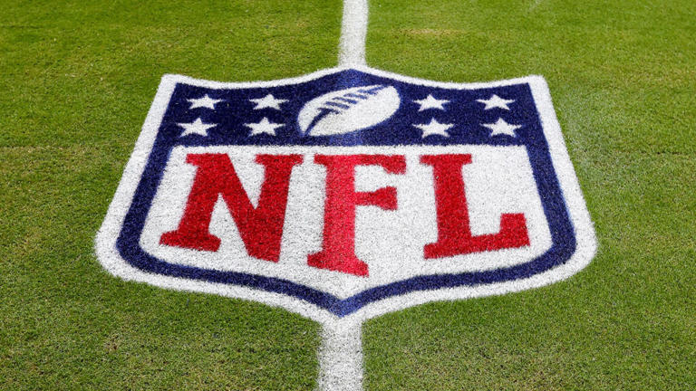 2026 NFL game schedules: Miami Dolphins, Tampa Bay Buccaneers ...