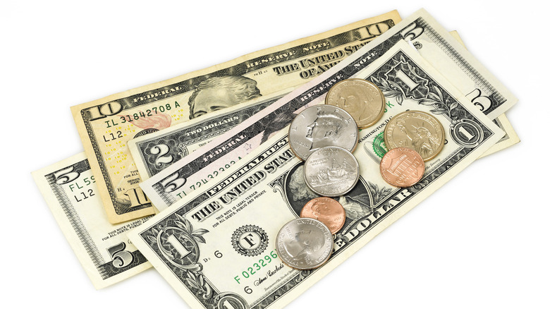 5 of the top currency conversion apps for traveling