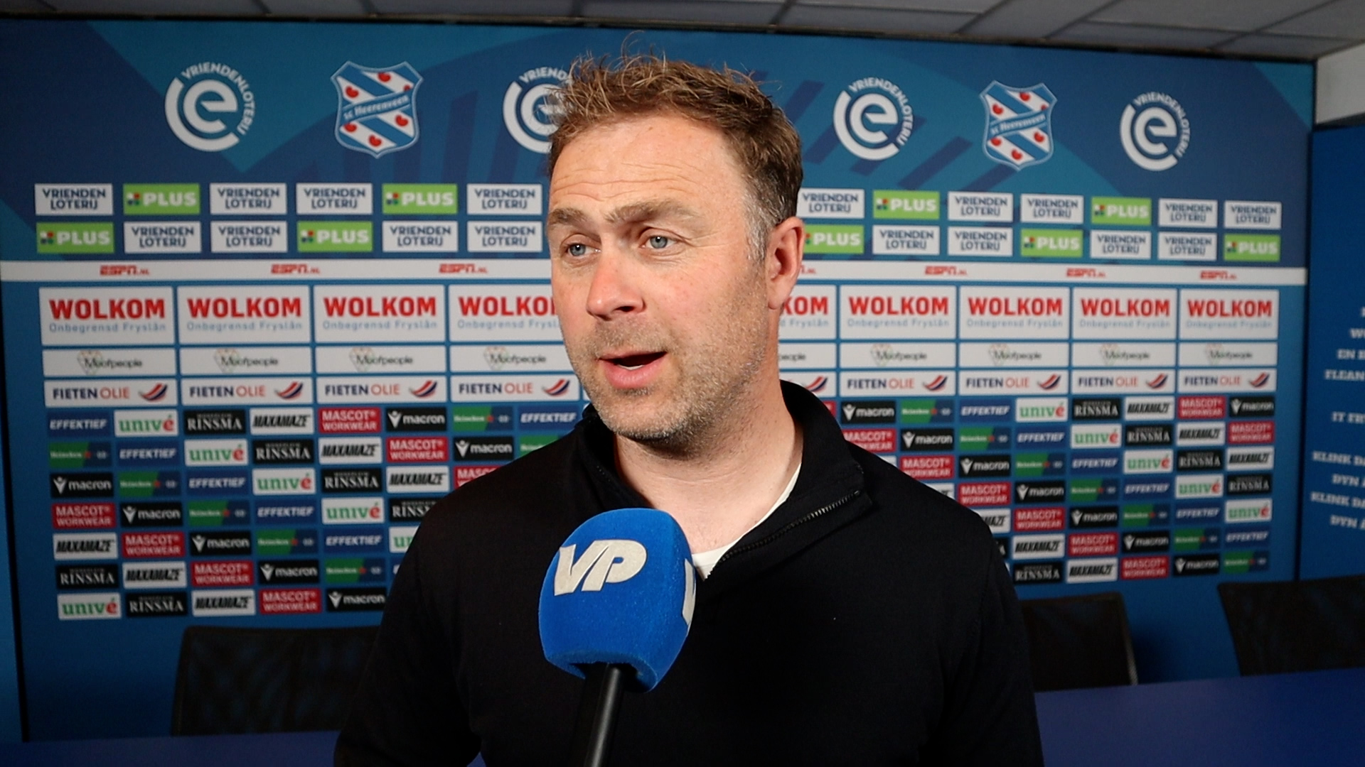 Veldman eist reactie tegen Ajax na 'spijtig' duel met NAC: 'Dit kan niet'