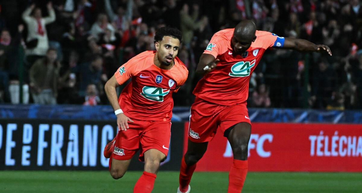 National 2 : Cannes remporte sa finale contre Saint-Maur et monte en ...