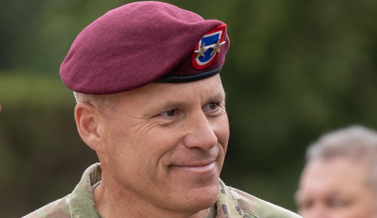 GOP congressman corners US Army chief of staff with Hegseth question ...