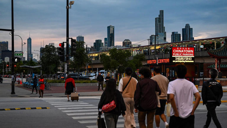 Chicago’s population grew to 2.73M people in 2025, per latest estimate