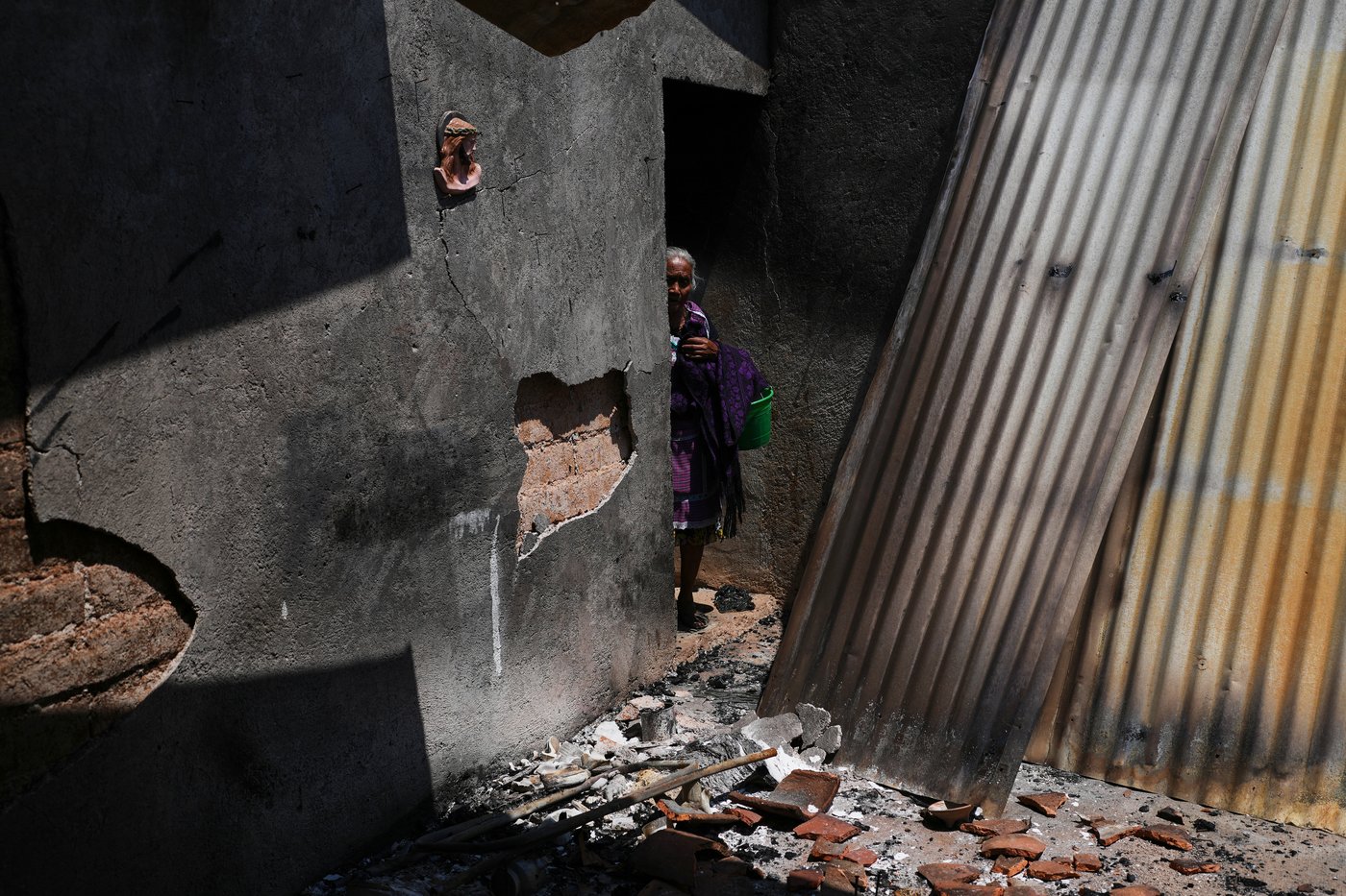 Drones, bullets and cartel warfare fuel an invisible displacement ...