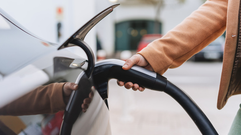 Here's what every EV charger type actually means