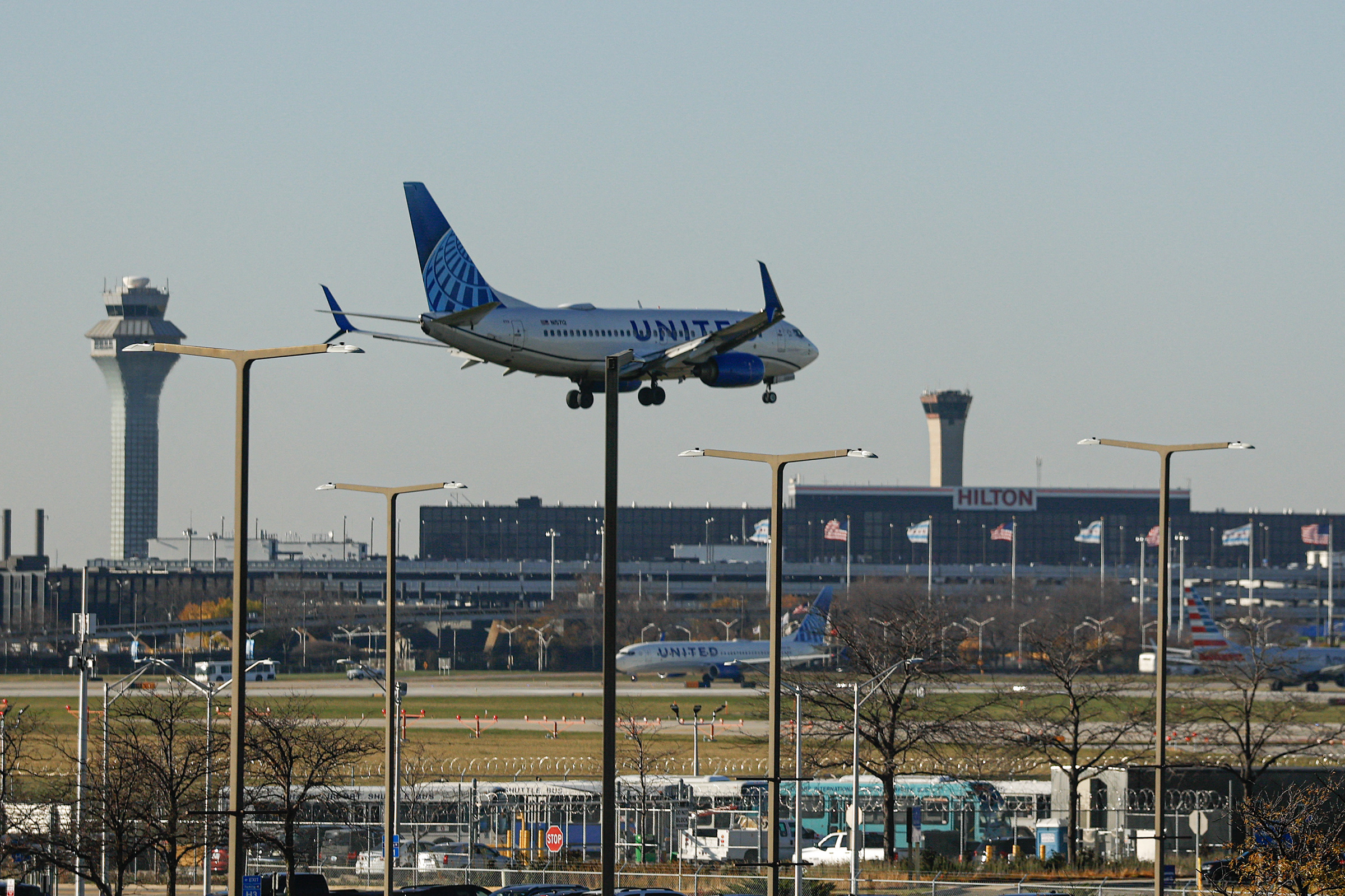 Commentary: Cutting summer flights at Chicago’s O'Hare airport is a ...
