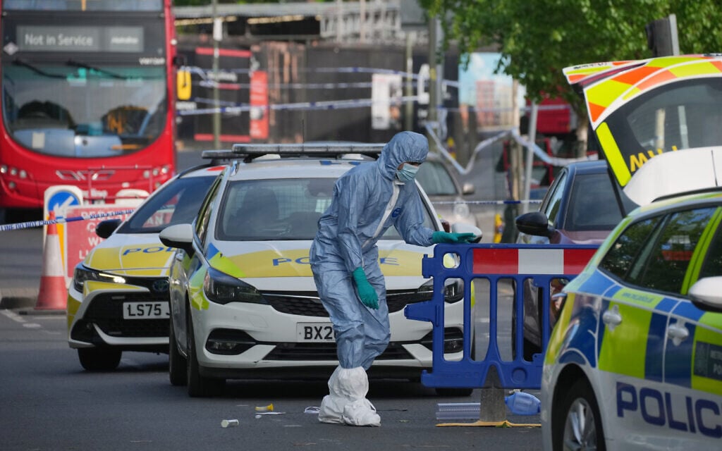 Man who stabbed 2 Jews in Golders Green to stand trial next year ...
