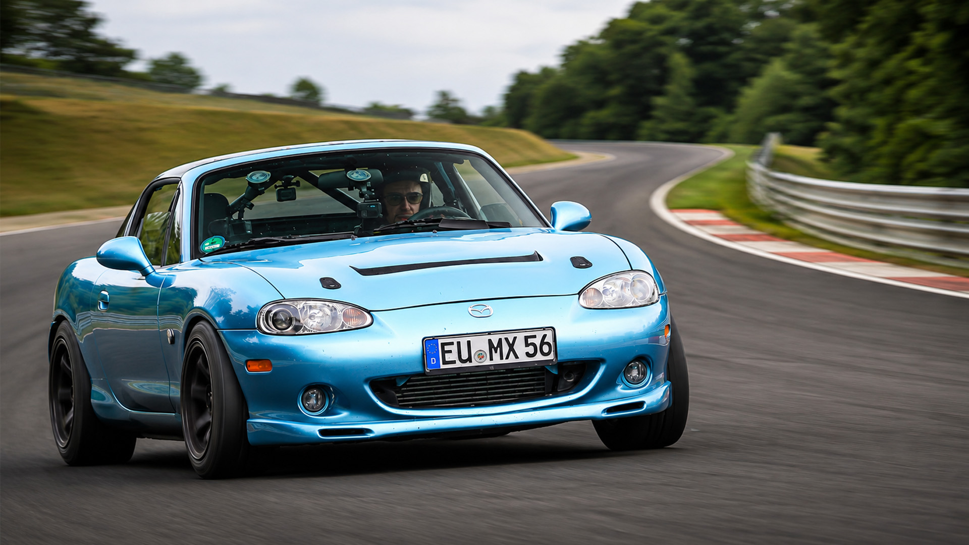 Mazda MX-5 attacks Nürburgring with turbo boost
