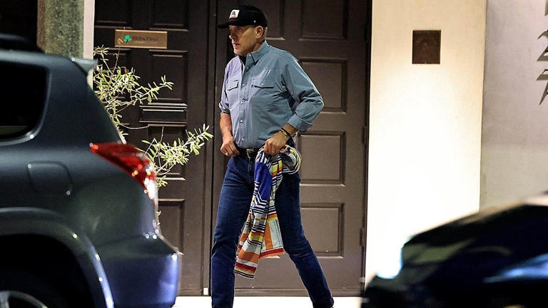 Hunter Biden resurfaces in LA, reacts to questions about Biden tapes ...