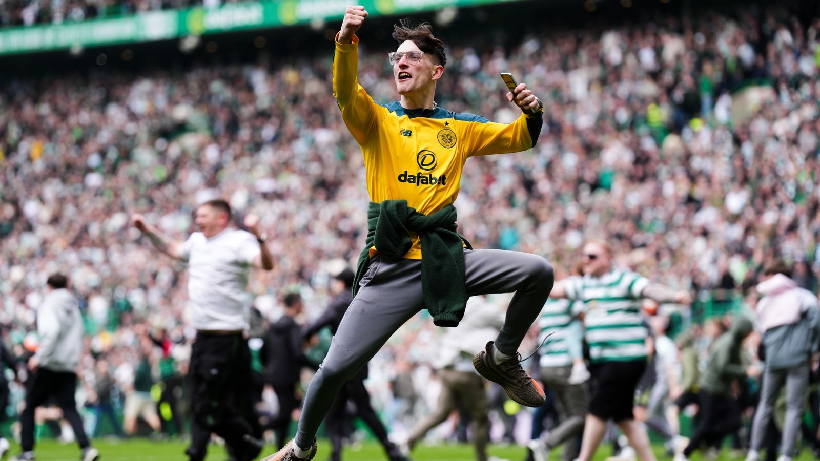 Agony for Hearts as Celtic claim Scottish Premiership title after VAR ...