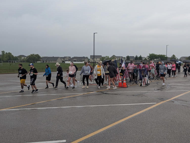 Flags4Fallen 5K honors Fort Wayne area residents who passed on