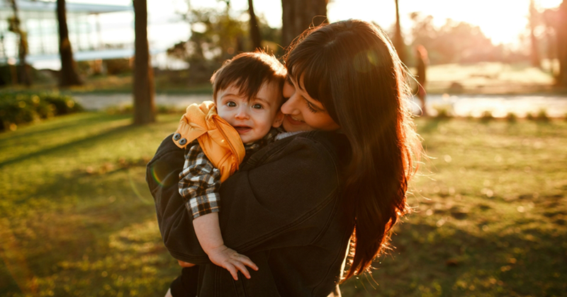 Single mom plans girls' night out, gets judged for bailing when she ...