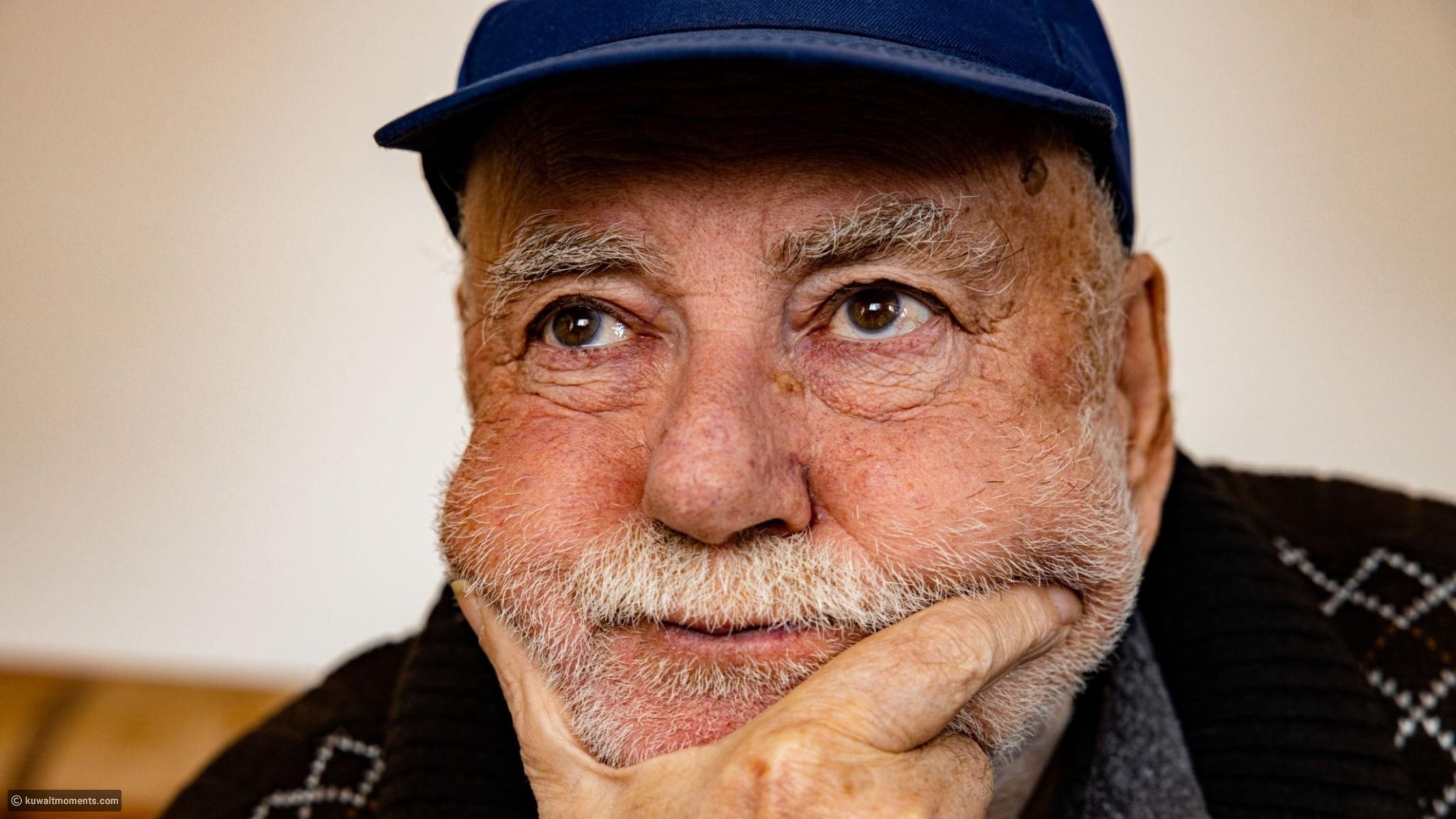 Why many older men pull away from social circles