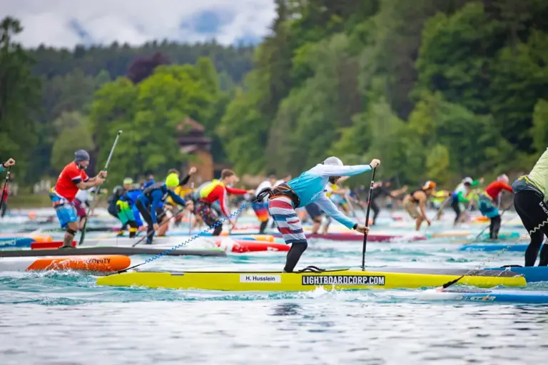 Kopf-an-Kopf-Rennen beim SUP-Festival am Faaker See